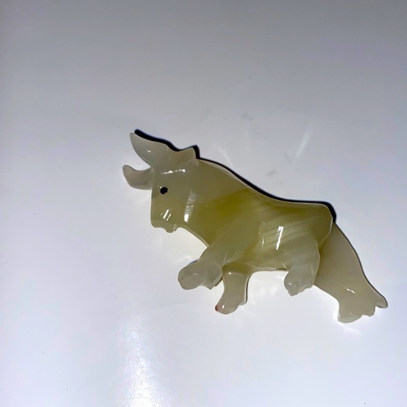 Art | Vintage Onyx Bull Handcarved Figurine | Poshmark